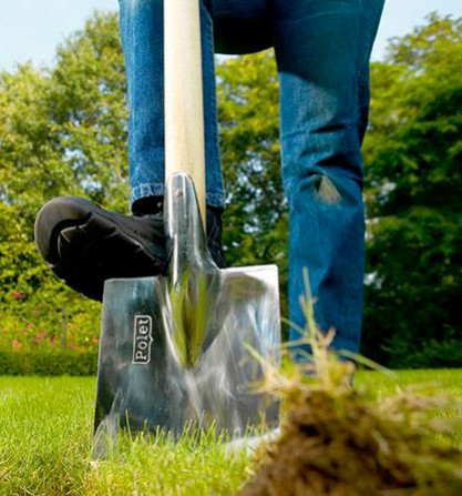 7 outils indispensable pour travaillez le sol. On vous explique tout.